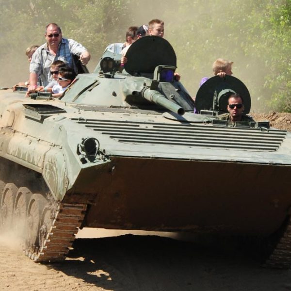 Panzer fahren und mitfahren